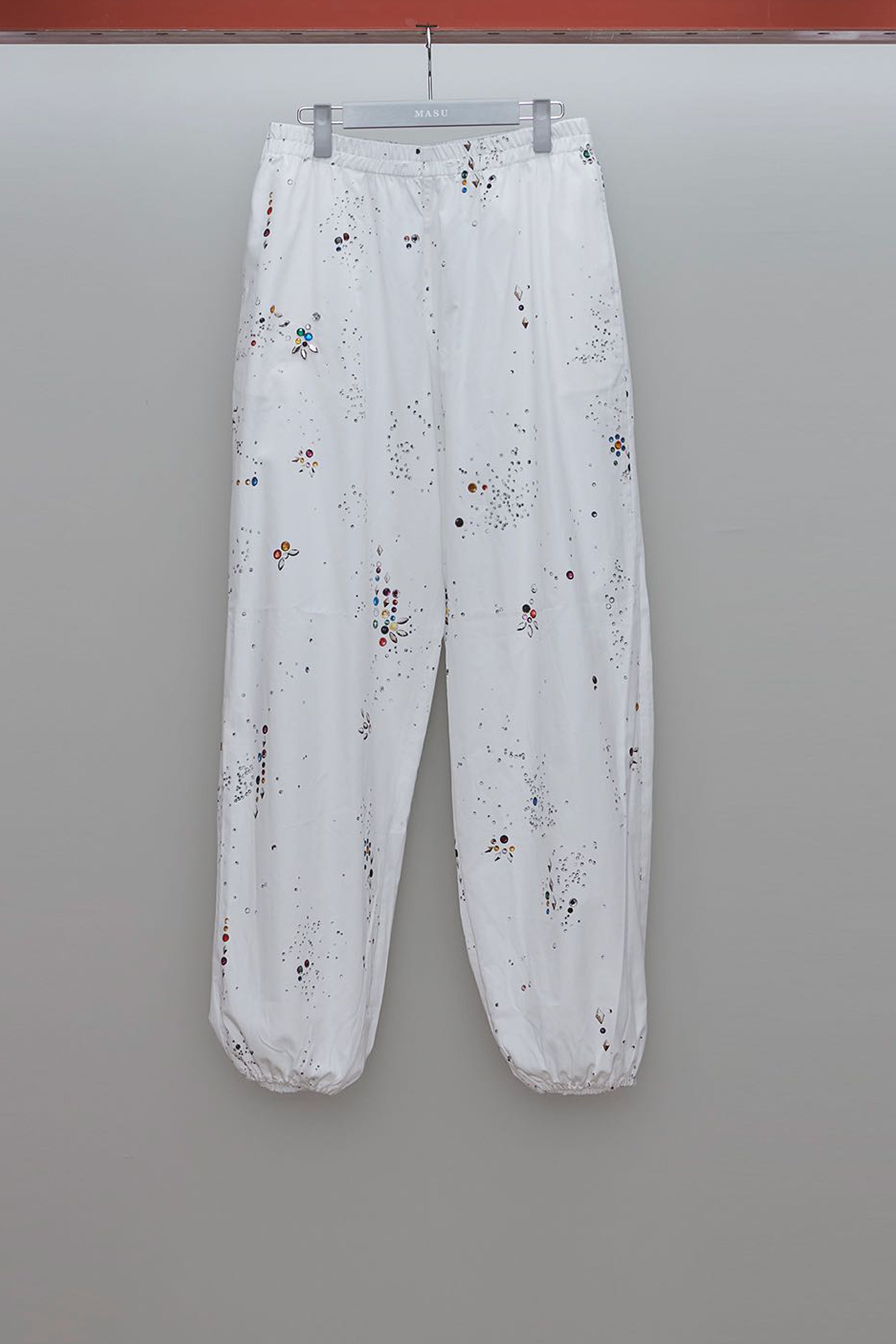 MASU(エムエーエスユー)のGALAXY EASY PANTS WHITEの通販｜PALETTE art aliveのオンラインショップ – PALETTE art alive ONLINE ...
