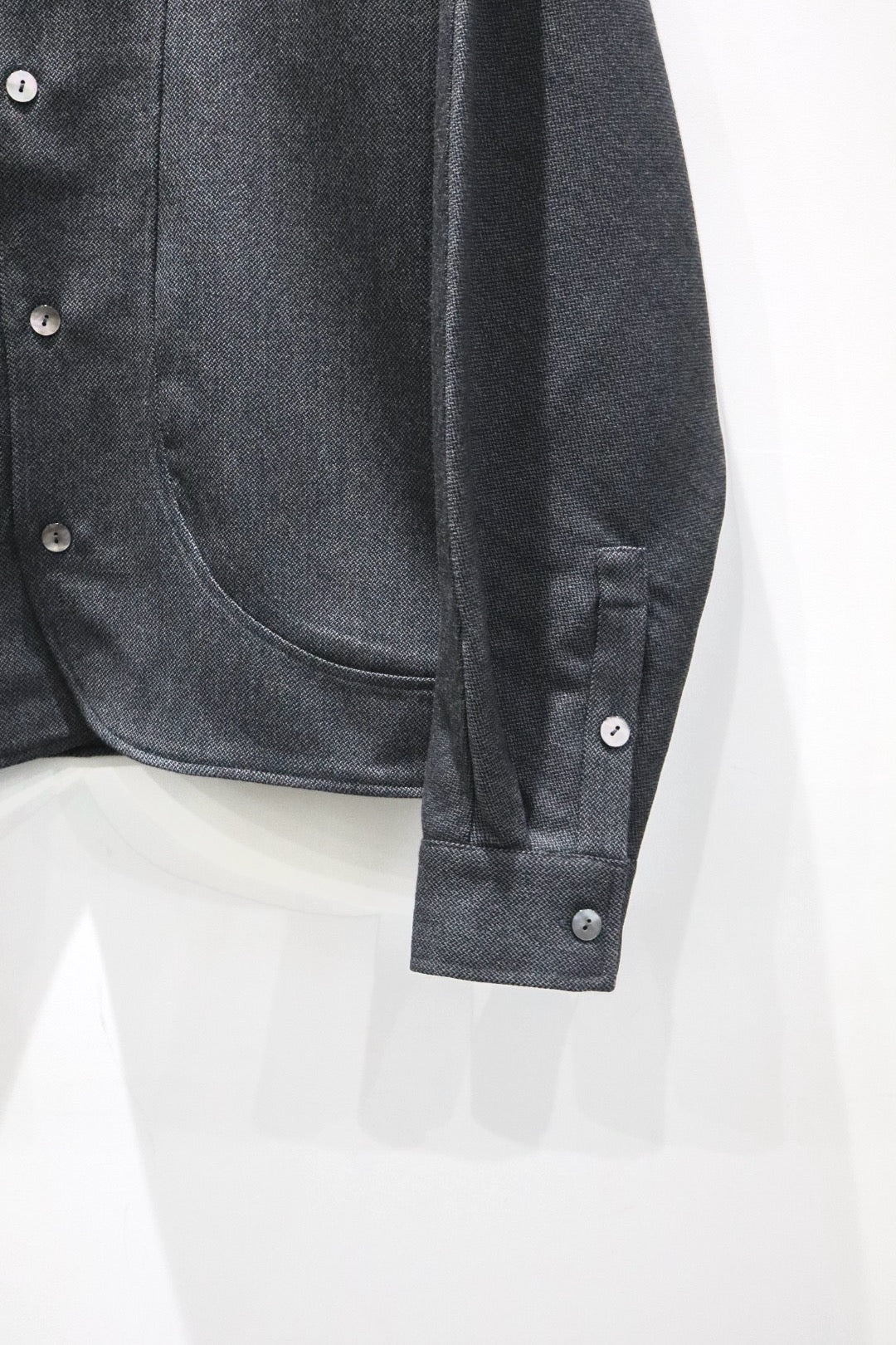 NAMESAKE(ネイムセイク)のCOMO FLEECE SHIRTの通販｜PALETTE art aliveのオンラインショップ ...