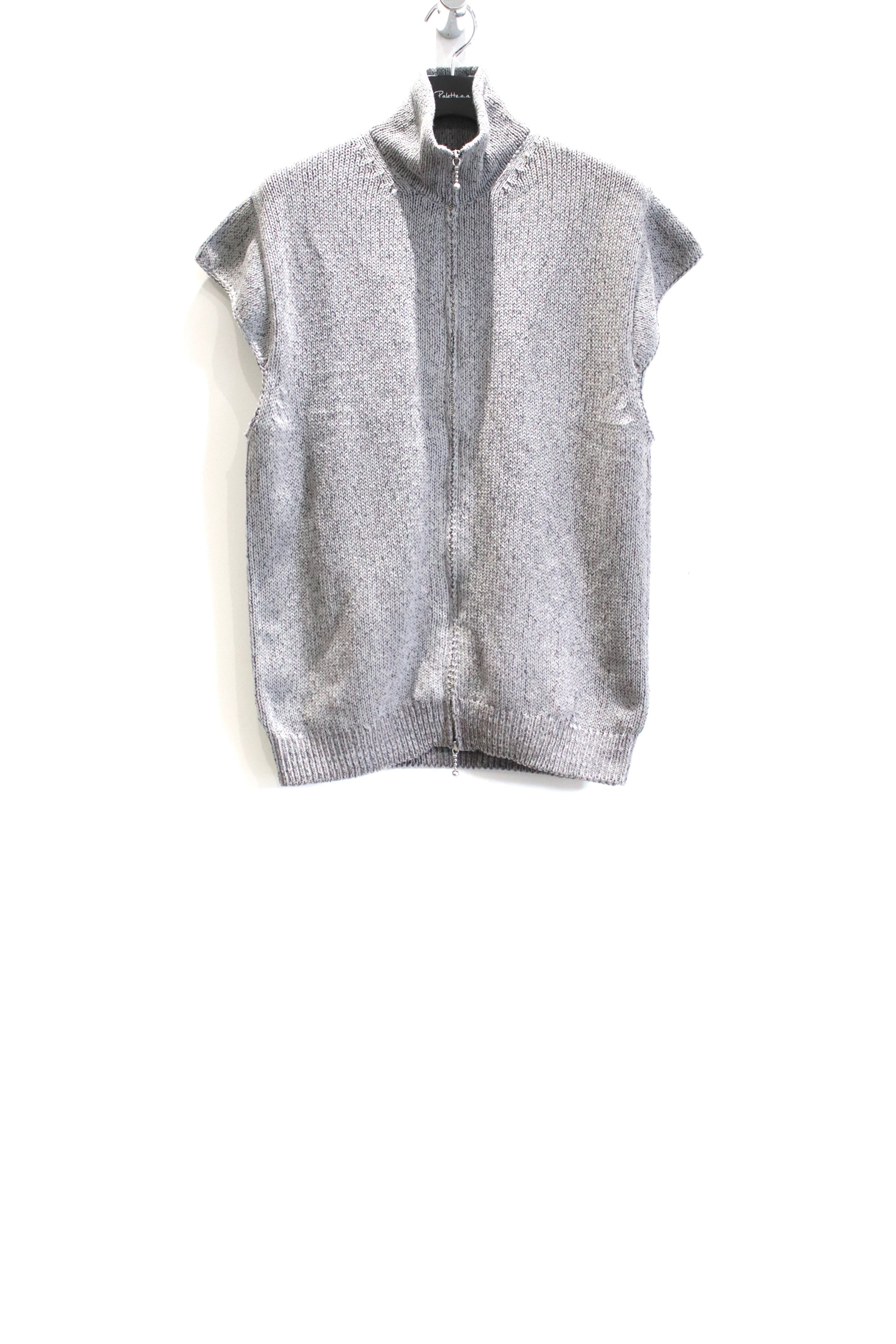 Taiga Igari(タイガ イガリ)のZip Knit Vest Grey×Blueの通販｜PALETTE art aliveのオンライン ...