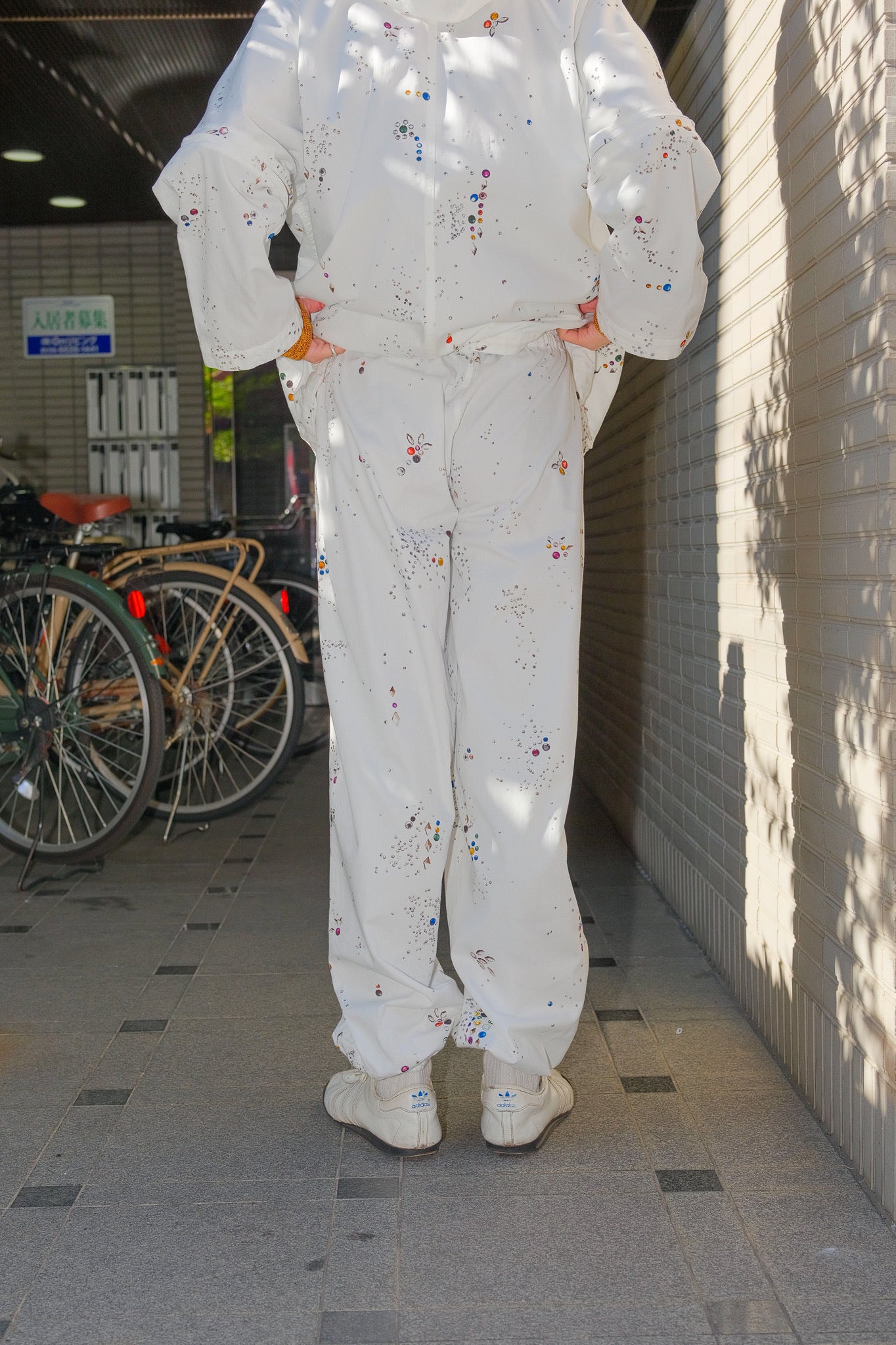 MASU(エムエーエスユー)のGALAXY EASY PANTS WHITEの通販｜PALETTE art aliveのオンラインショップ – PALETTE art alive ONLINE ...